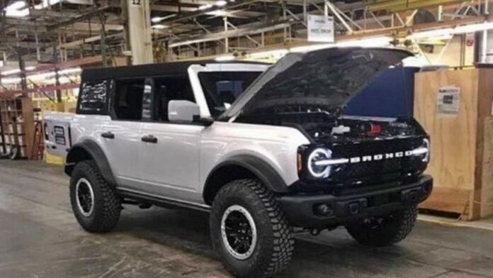 Ford Bronco 2021 toda en negro, más fotos fueron reveladas (+IMÁGENES ...