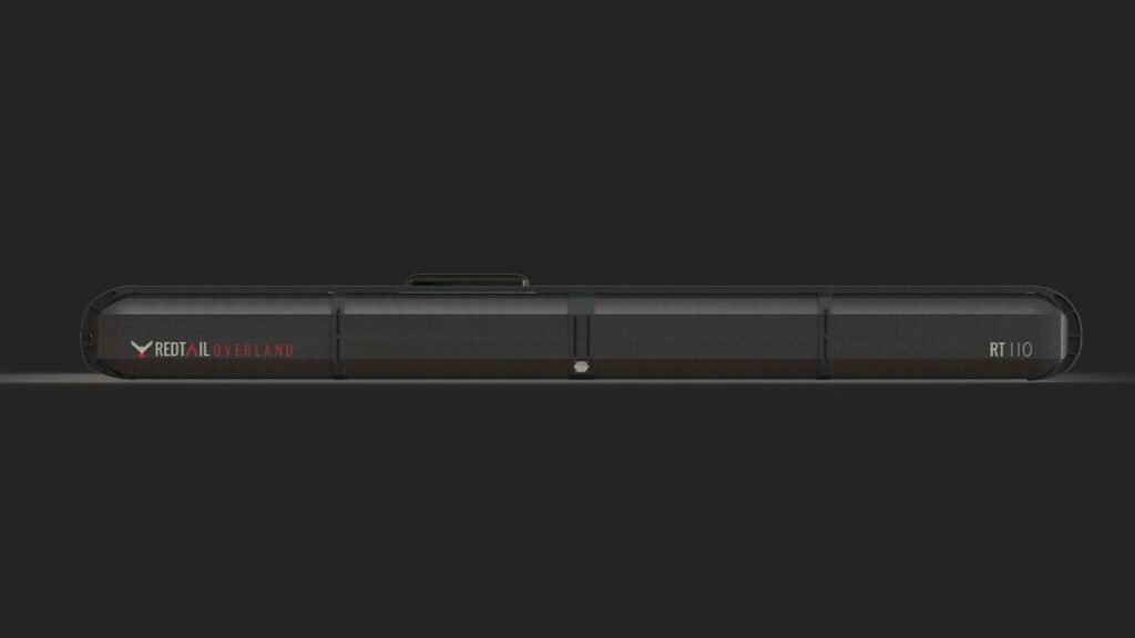 Redtail Overland presenta una caravana con techo de sistema solar ...