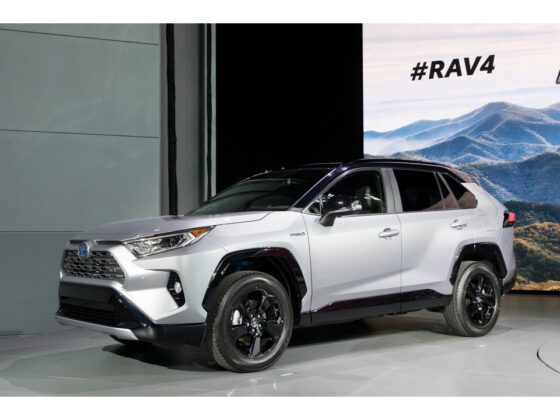 Toyota RAV4 2020: ventajas, desventajas, versiones, precios (+Fotos y ...
