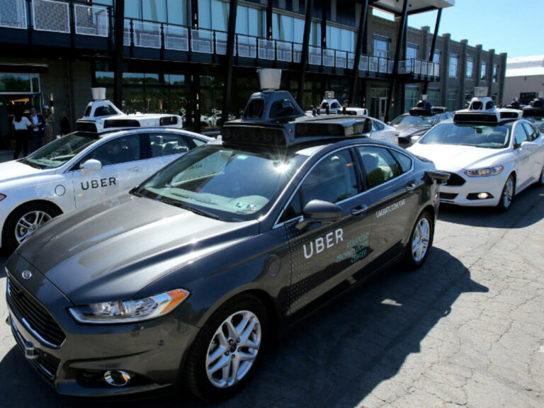 ¿Qué es Uber X y cómo funciona? (+Tarifas y video) - Gossip Vehiculos