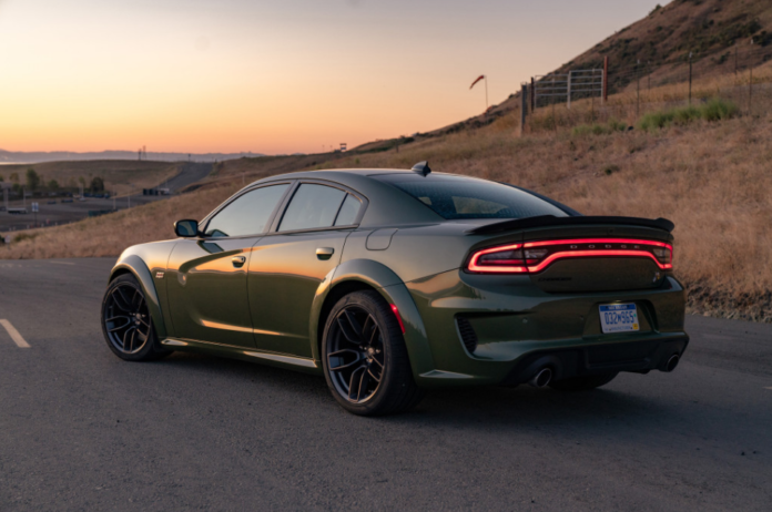 Dodge Charger 2023: Interior, precios, motor, ficha técnica (+ Imágenes ...