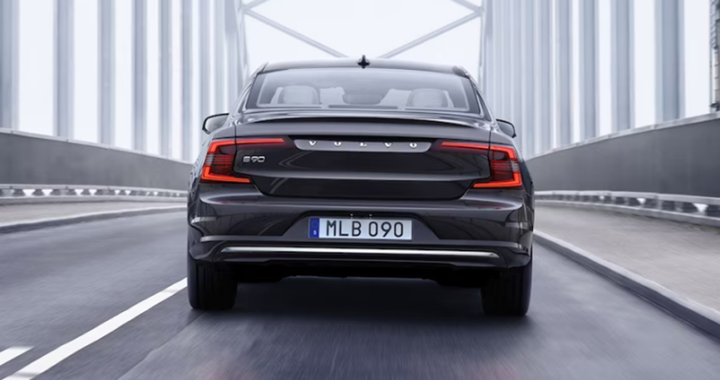 Volvo S90 2023: Precios, motor, interior, ficha técnica (+ Imágenes y ...