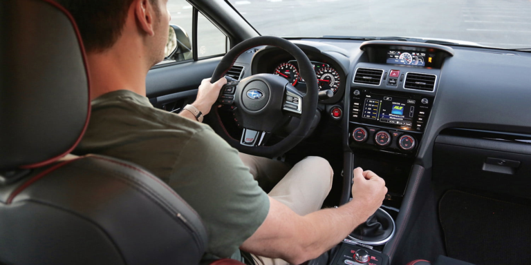 Dirección mecánica: ventajas y desventajas - Gossip Vehiculos