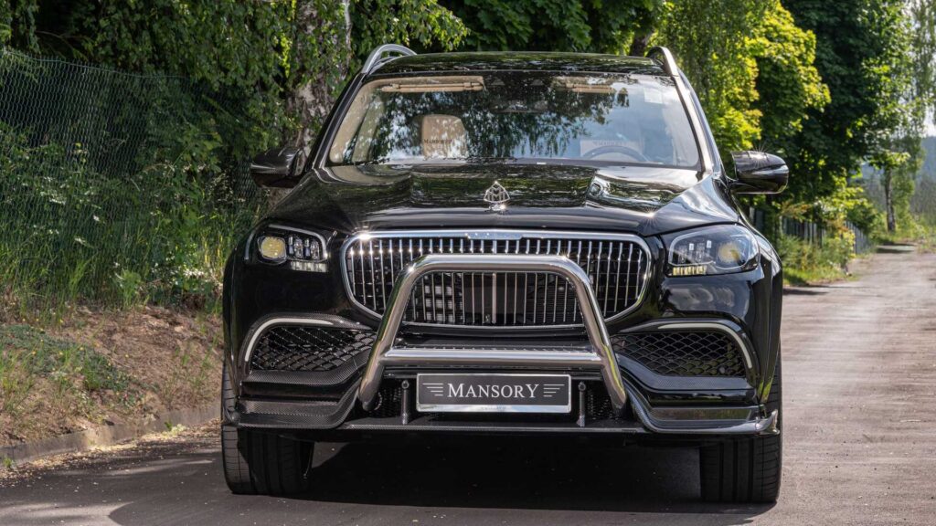 Mercedes-Maybach GLS con Mansory adquiere un cuerpo de carbono y ...
