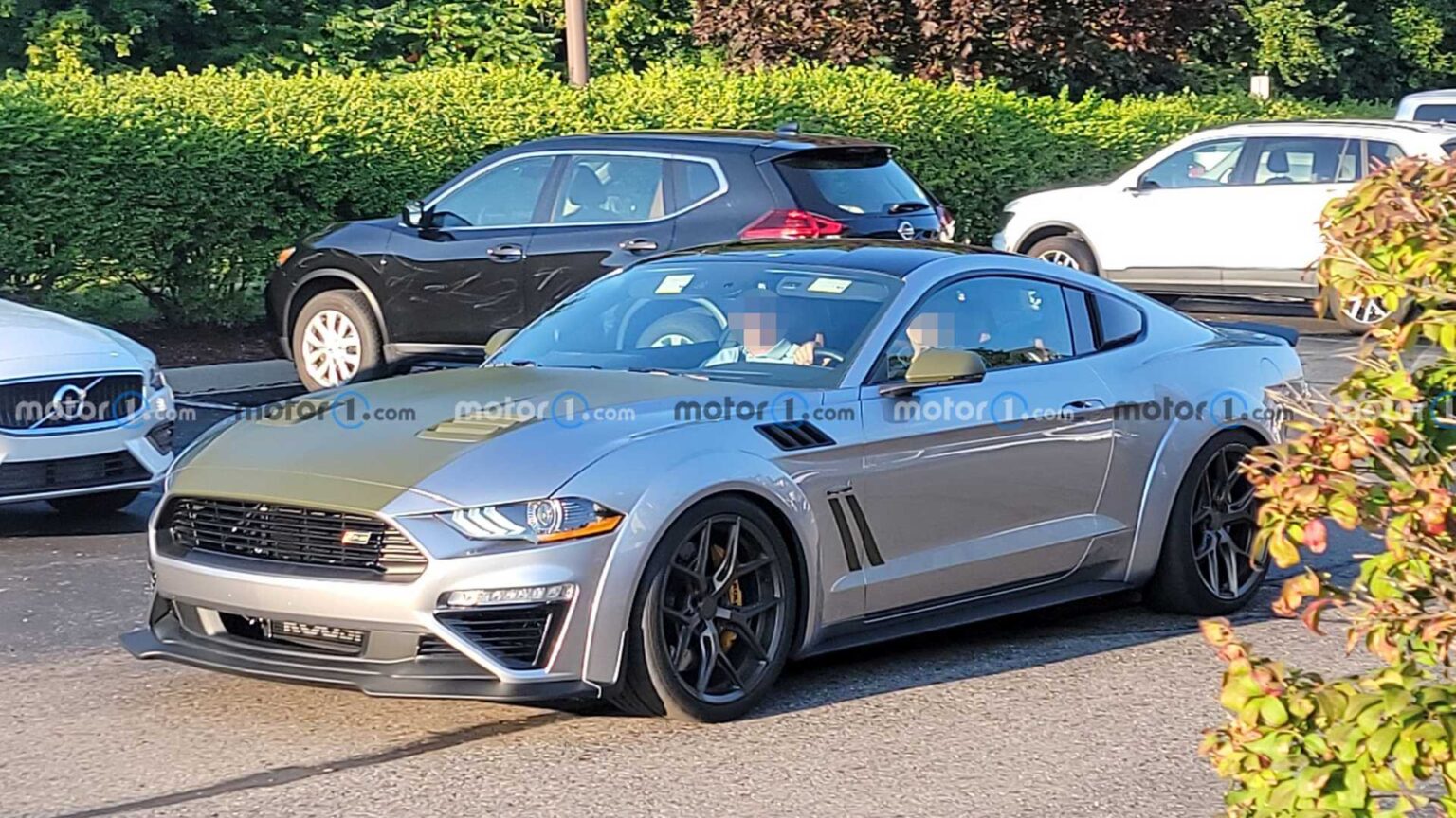 Ford Mustang Roush P-51B Widebody 2023 es espiado sin camuflaje ...