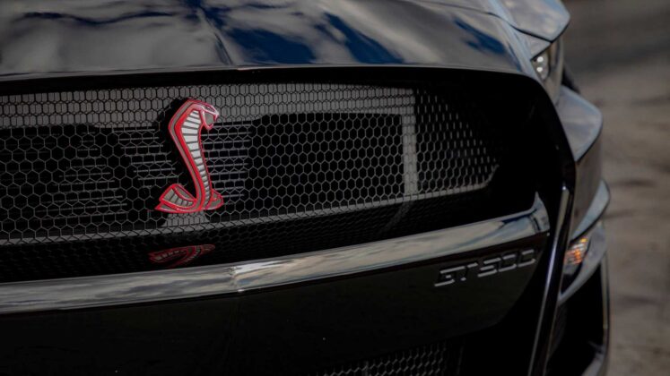 Shelby American presenta el GT500 Code Red Limited con 1300 caballos de ...