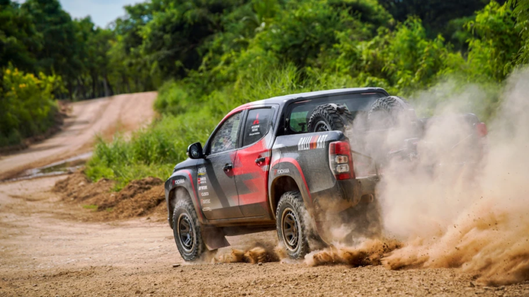 Presentan la Triton Rally Car con base en la Mitsubishi L200 ...