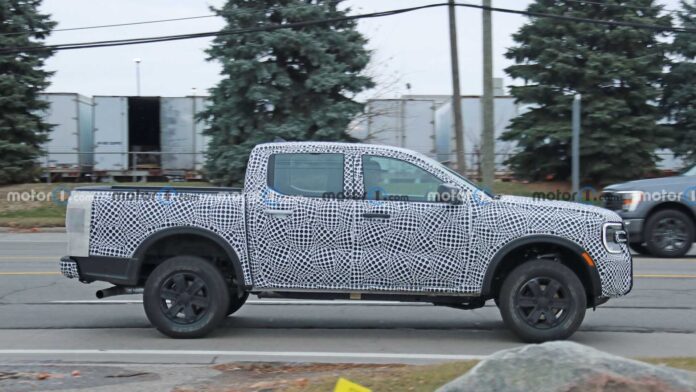 Imágenes espía de la Ford Ranger de próxima generación en versión XLT ...