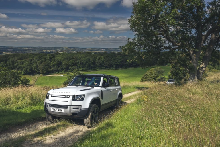 Land Rover Defender 80 2023: Precios, novedad, interior, motor ...