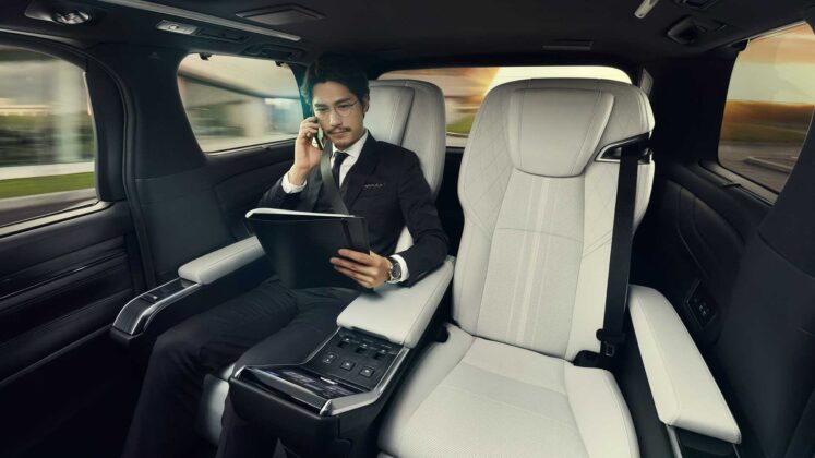 El Lexus LM 2024: La minivan de lujo que redefinirá el confort y la ...