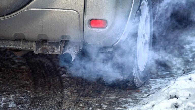 Le hice cambio de aceite y empezó a tirar humo azul - Gossip Vehiculos