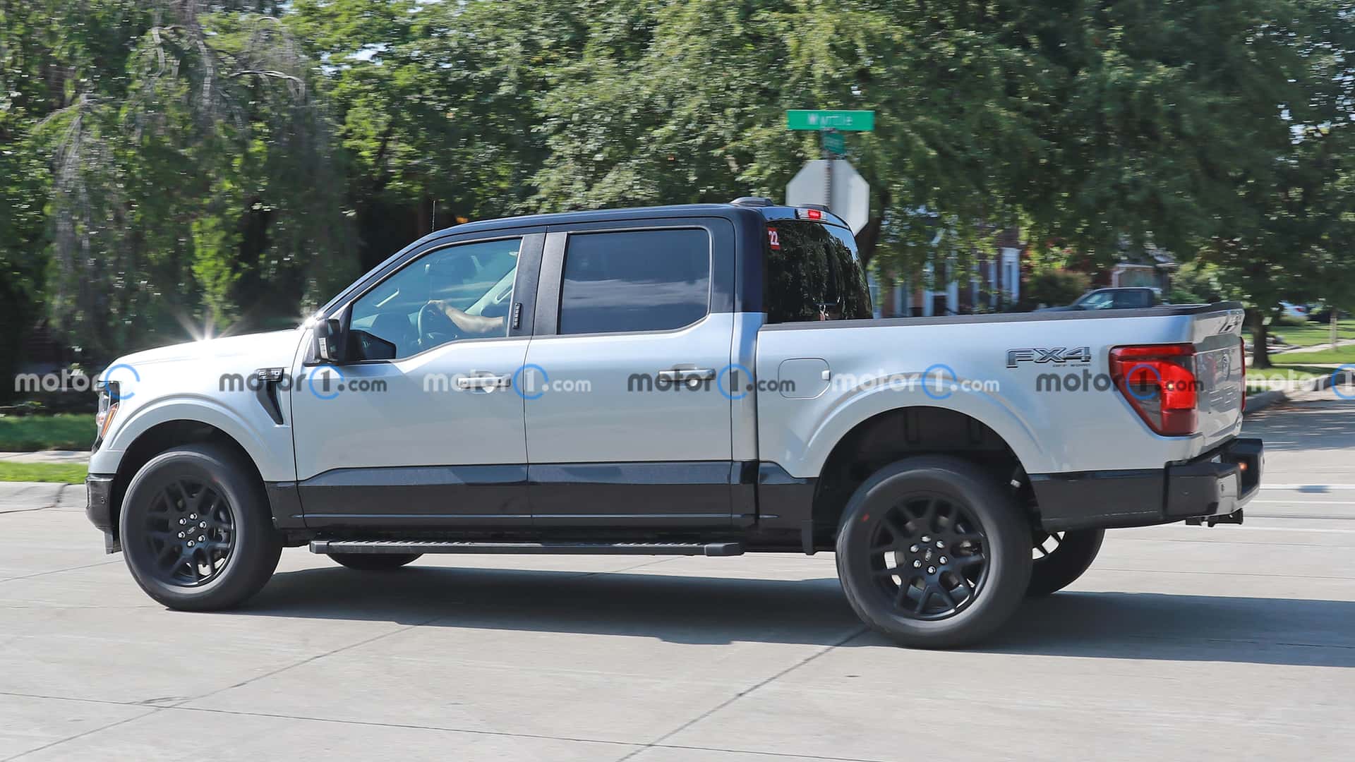 Fotos espía del Ford F-150 2024 revelan diseño de pintura de dos tonos ...