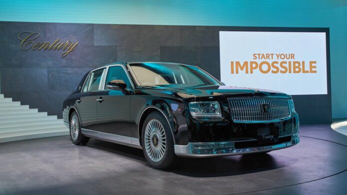 El Toyota Century SUV 2024 se muestra en teaser antes de su debut el 6 ...