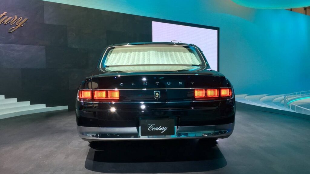 El Toyota Century SUV 2024 se muestra en teaser antes de su debut el 6 ...