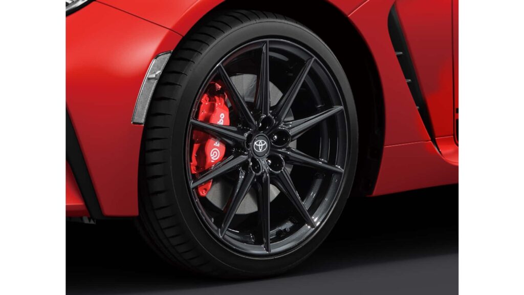 Toyota GR86 2024: Revelado en Japón con la Edición del 40 aniversario del AE86 - Gossip Vehiculos