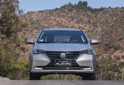 El imponente SUV Toyota Century 2024: Renderizado a partir de la imagen ...