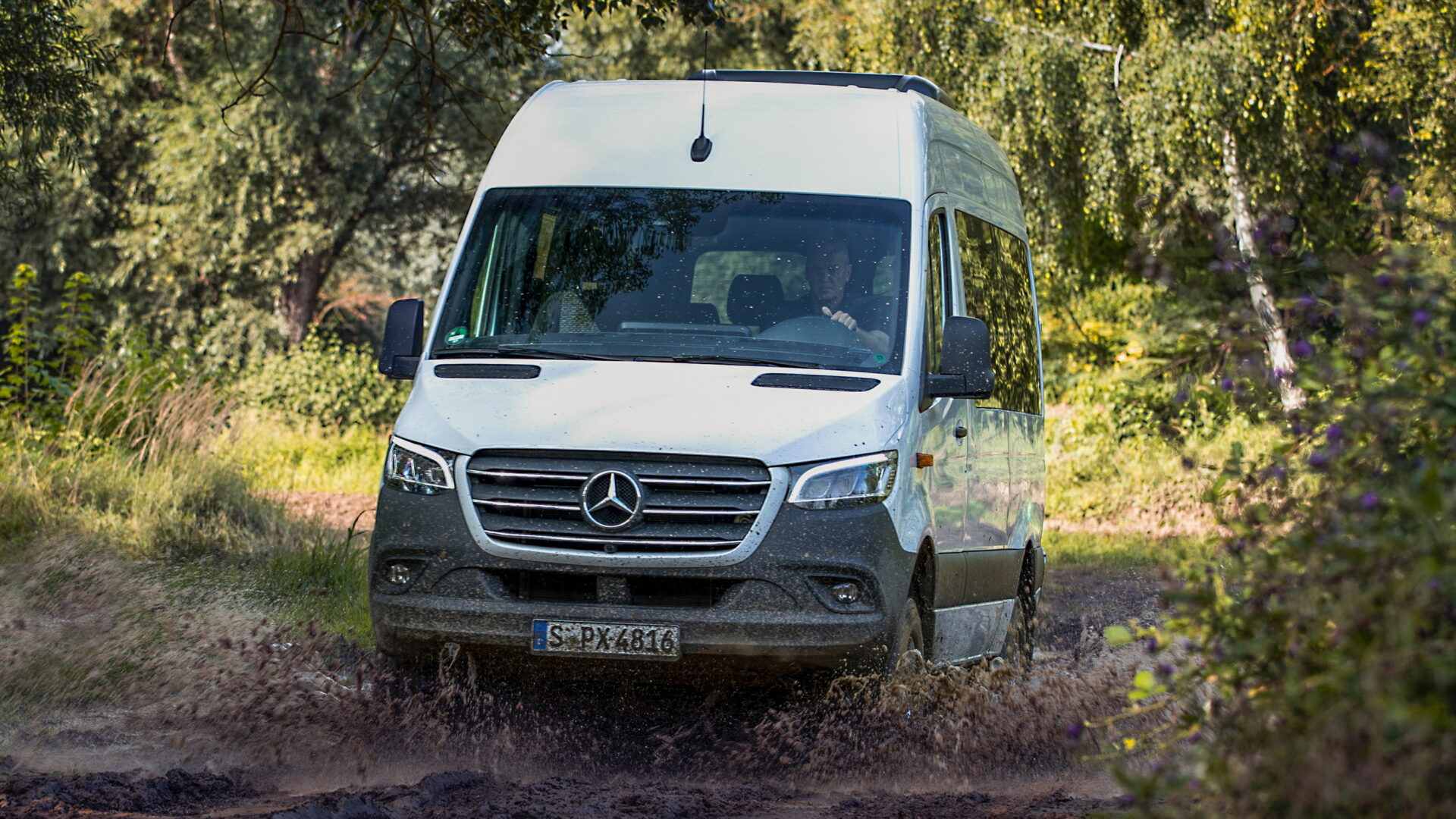 Mercedes-Benz Sprinter 2024: precio, motor, características, interior ...