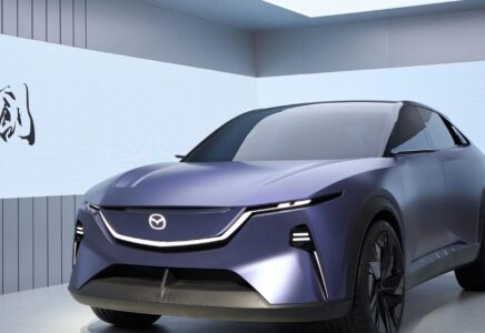El imponente SUV Toyota Century 2024: Renderizado a partir de la imagen ...