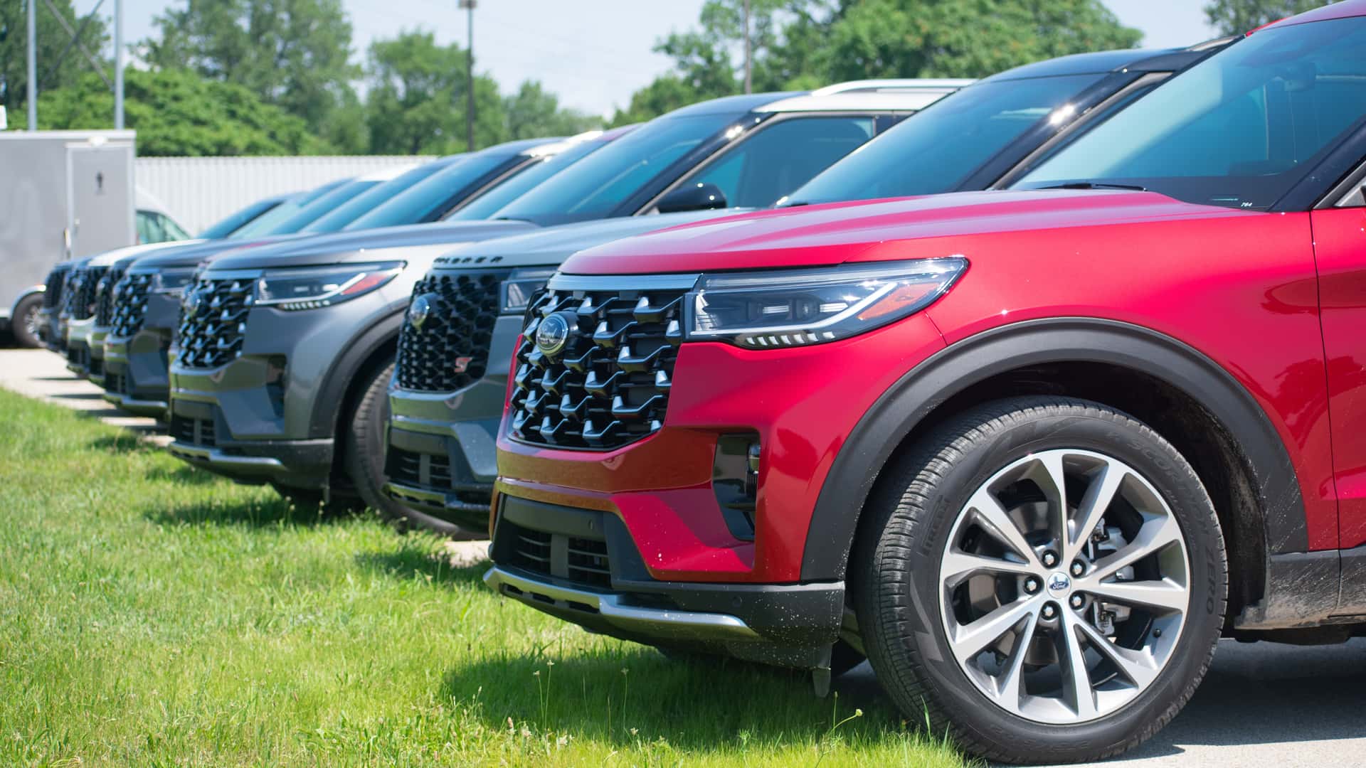 Ford Explorer 2025: Abrazando la Evolución del Crossover