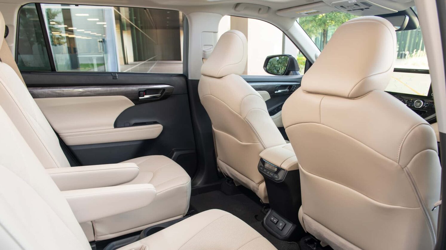 Toyota Highlander celebra 25 años con la edición especial "25th Edition"